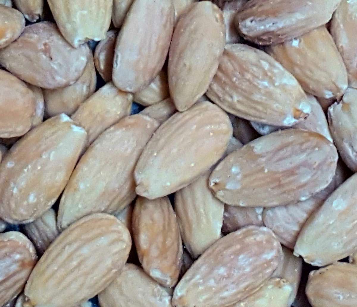 Mandeln geröstet geschält | Confiserie Paulsen